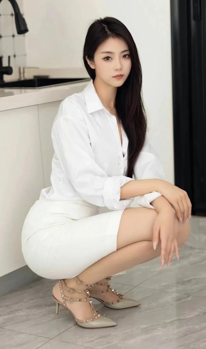 [寫真] 肉丝大长腿，太有气质了[33P] - 新時代的我們 | 草榴社區 - t66y.com